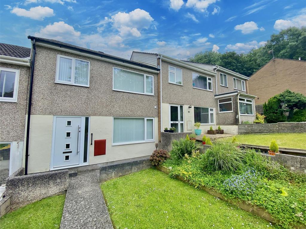 Sparke Close, Plymouth PL7 3 bed terraced house - £250,000