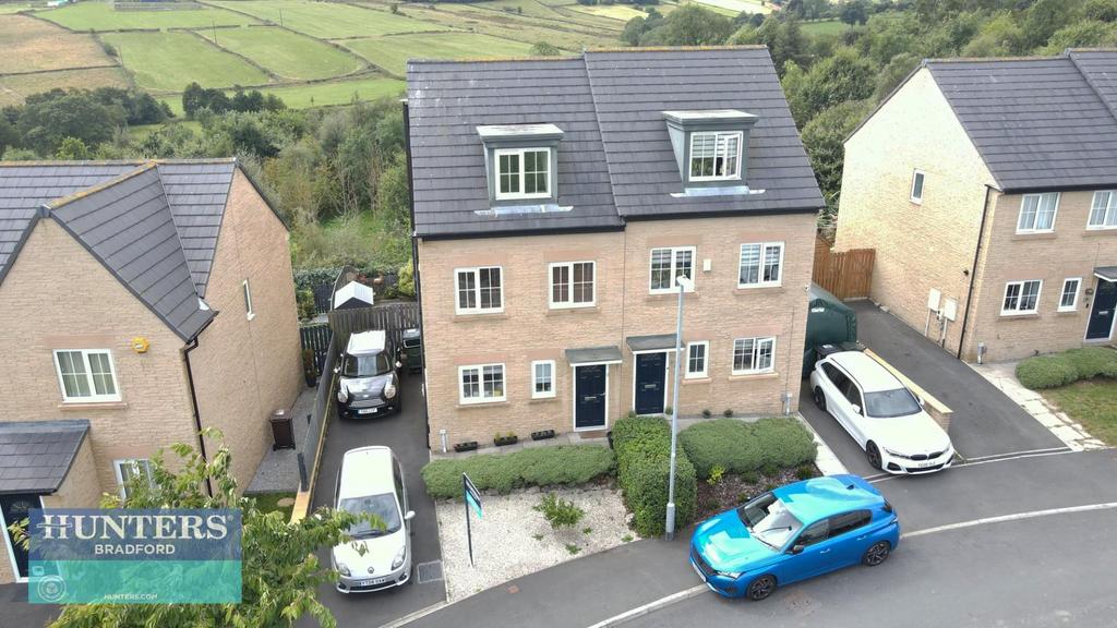 Beck Bridge Lane Allerton, Bradford... 3 bed semi-detached house - £230,000