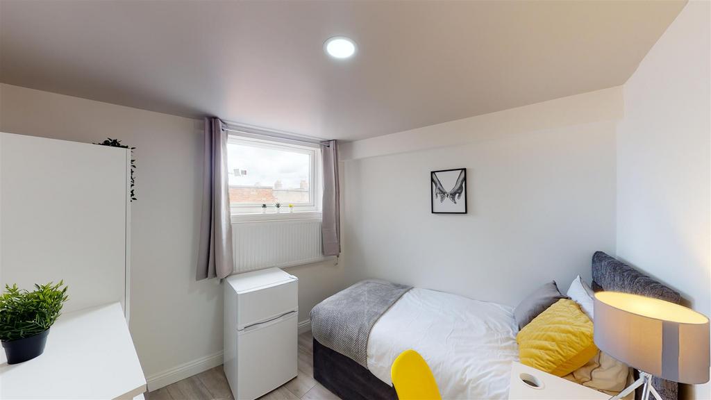 Harrow Road, Kensal Green NW10 1 bed property - £700 pcm (£162 pw)
