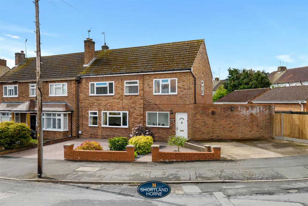 Crossway Road, Coventry CV3 4 bed semi-detached house - £325,000
