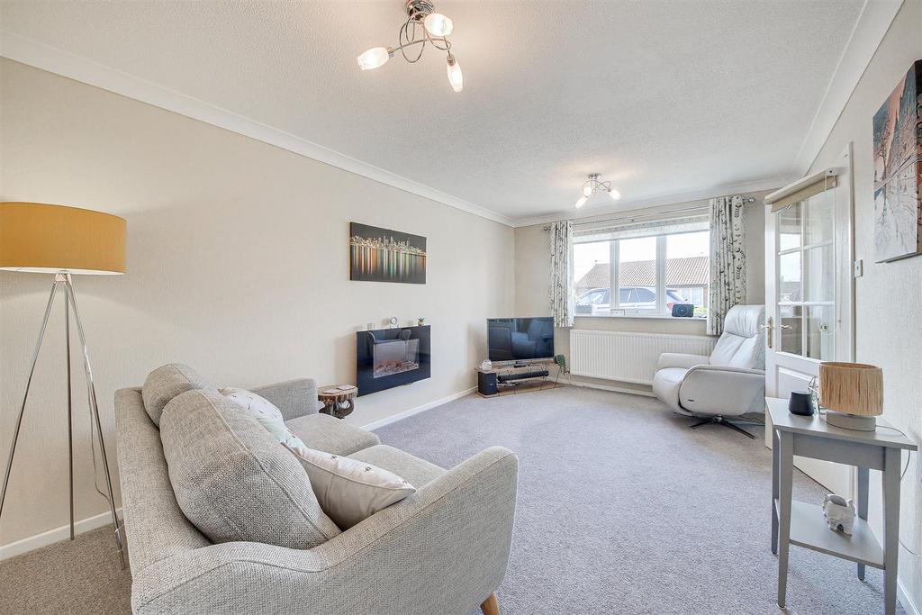 Fleetwood Drive Banks Pr9 2 Bed Semi Detached Bungalow For Sale £175 000
