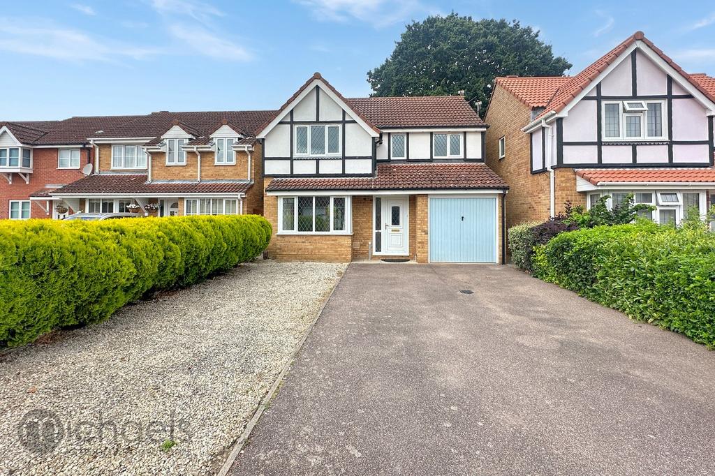 Scythe Way, Colchester, CO3 4 bed detached house - £450,000