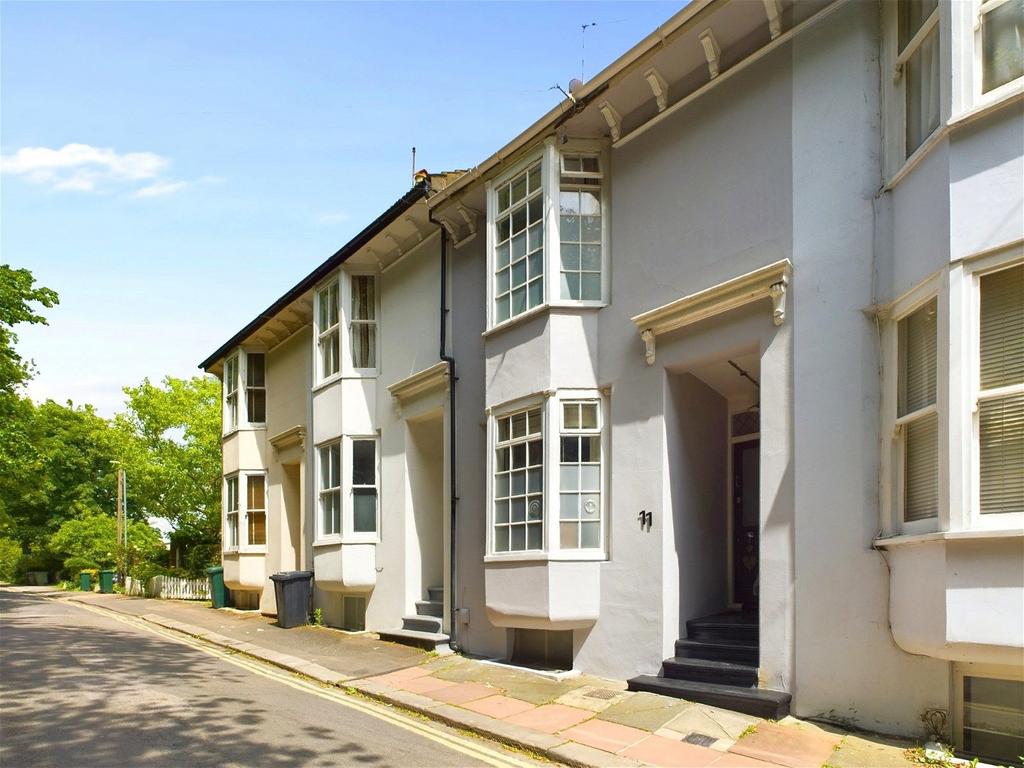 Station Road, Brighton, BN1 6SF 4 bed terraced house - £750,000