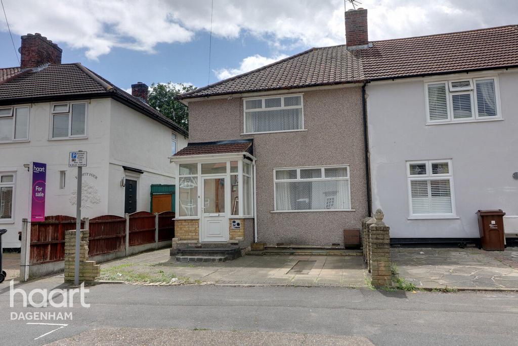 Holgate Road, Dagenham 2 bed end of terrace house - £360,000