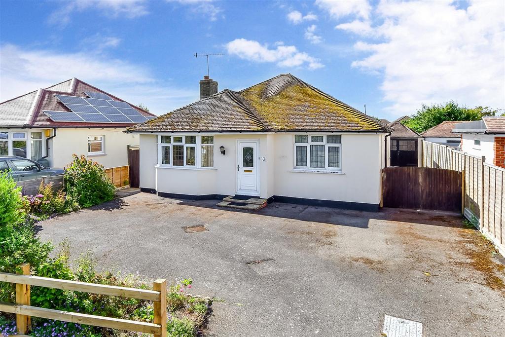 Glenville Road, Rustington, West Sussex 2 bed detached bungalow - £425,000