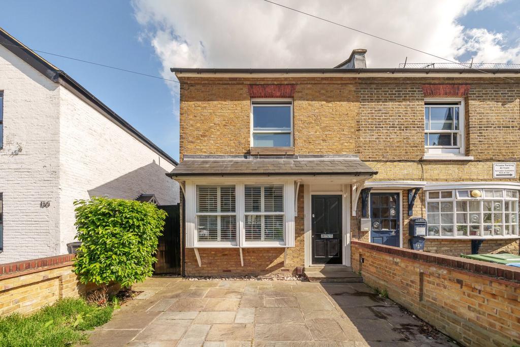 Acre Road, Kingston Upon Thames, KT2 3 bed semi-detached house - £3,300 ...