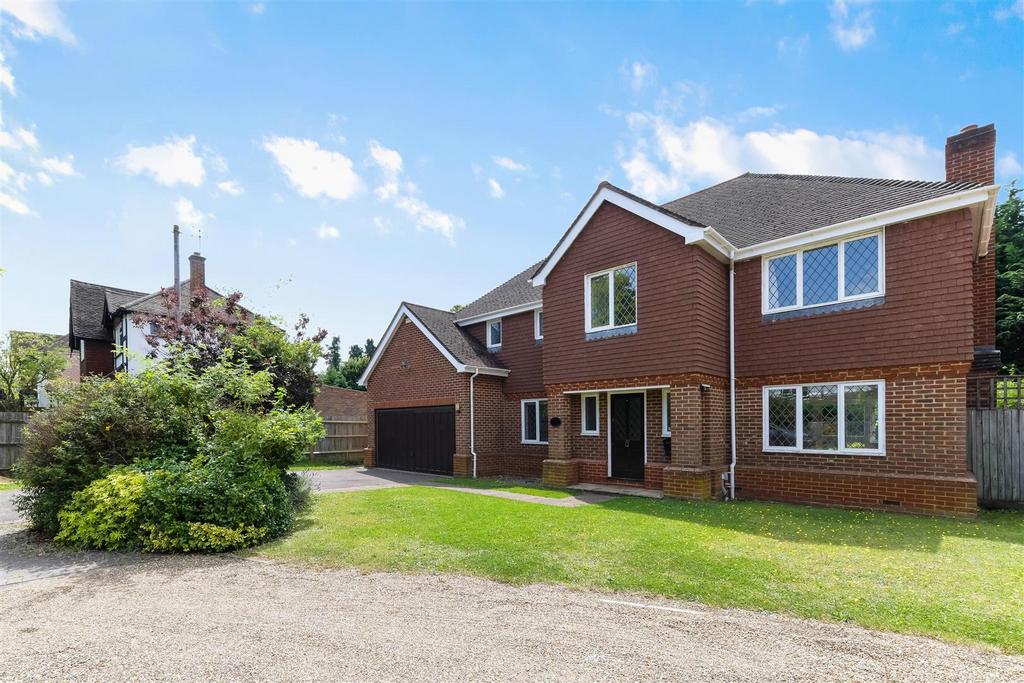 Chestnut Place, Epsom 5 bed detached house - £1,250,000