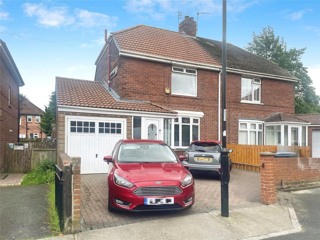 Friar Square, Ford Estate... 3 bed semi-detached house - £130,000