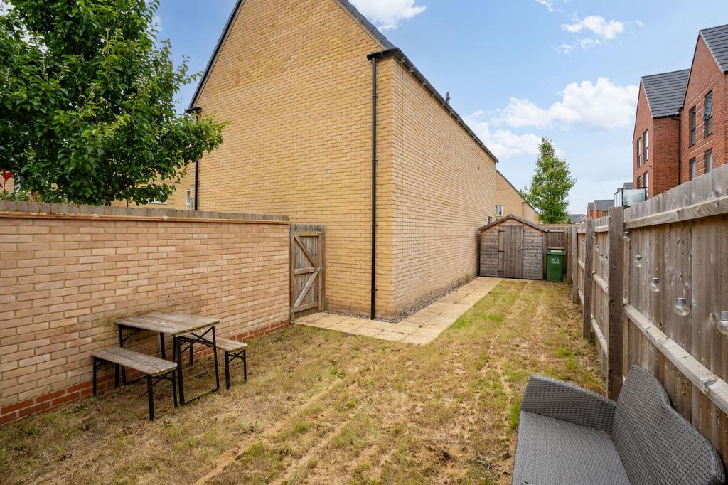 Mistle Thrush Drive, Northstowe, CB24 2 bed detached house for sale - £ ...
