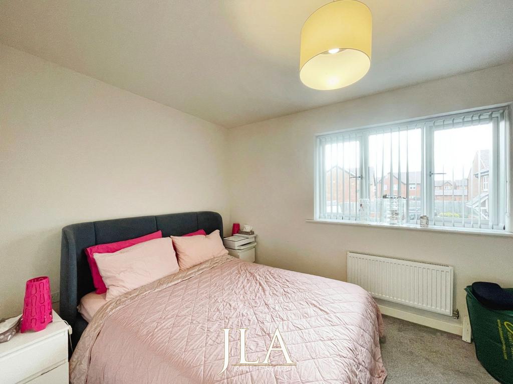 Oadby, Leicester LE2 4 bed detached house - £1,595 pcm (£368 pw)