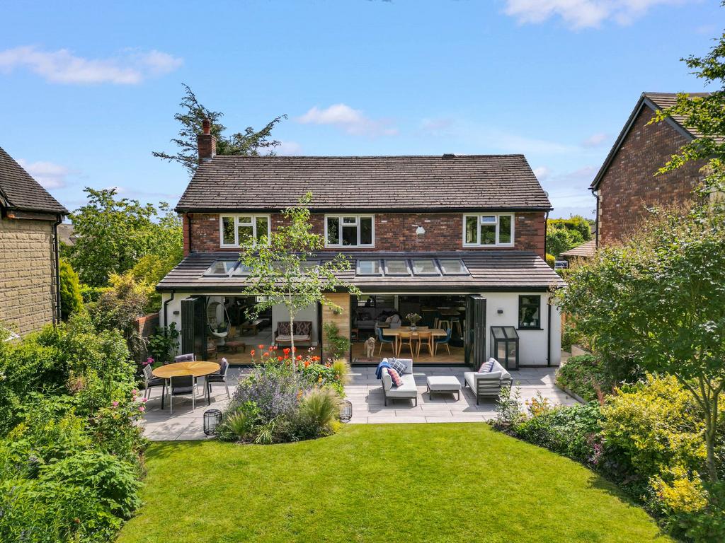 Chartwell Gardens, Appleton, WA4 5 bed detached house for sale - £800,000