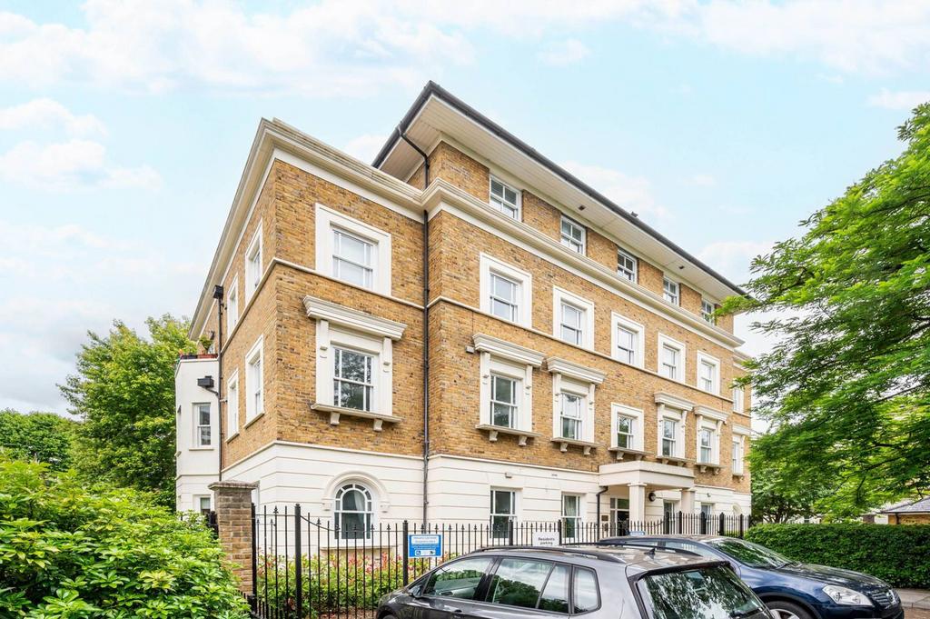 Lewisham Way, Brockley, London, SE4 2 bed flat for sale - £560,000