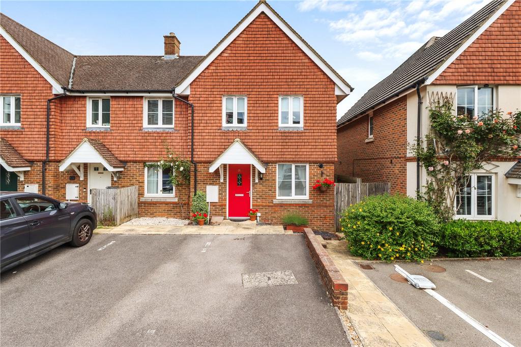Flaxen Fields, Five Ash Down... 3 bed end of terrace house - £350,000