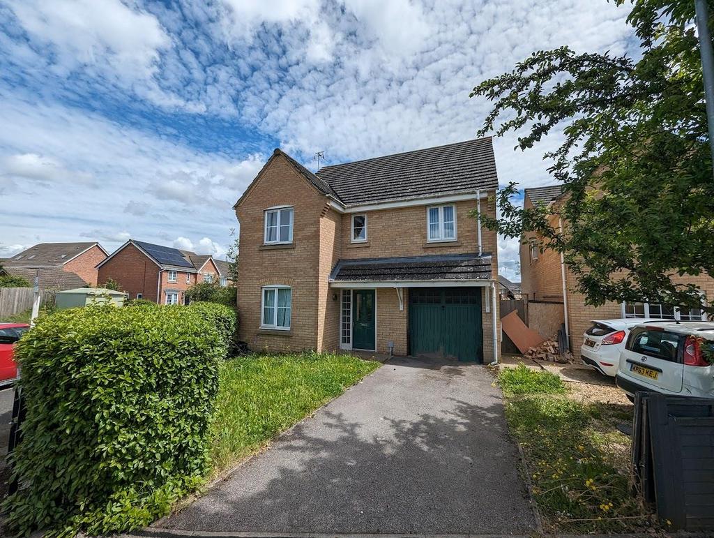 Leicester Close, Corby NN18 4 bed detached house - £315,000