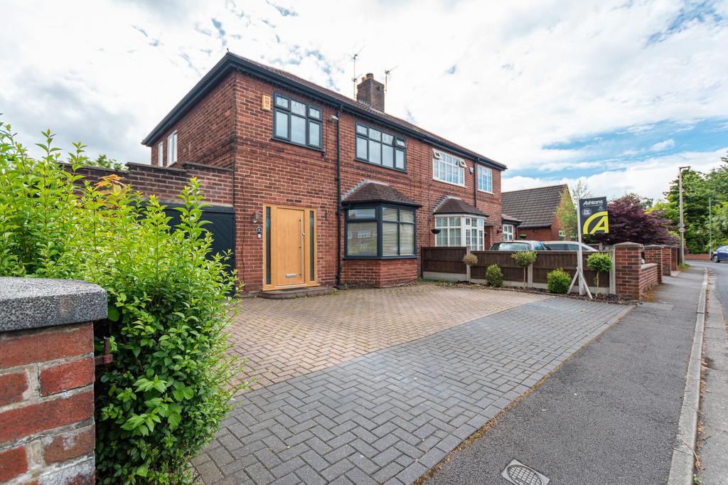 Beech Drive, Leigh WN7 3 bed semi-detached house for sale - £370,000