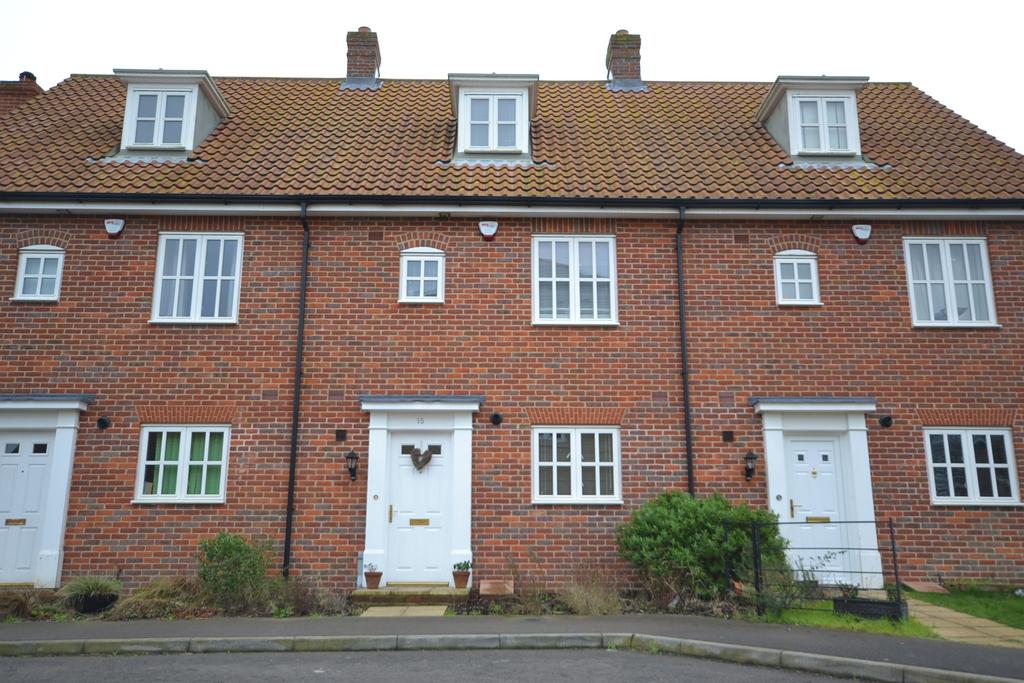 Ryefield Road, Mulbarton NR14 3 bed terraced house - £1,100 pcm (£254 pw)