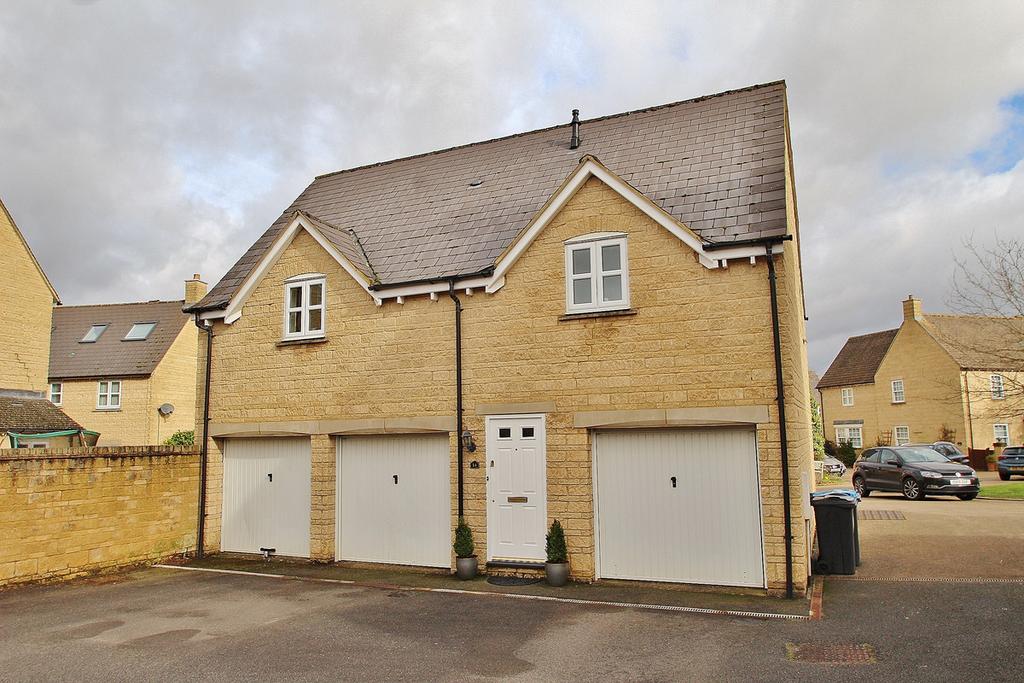 Larkspur Grove, Witney, OX28 1 bed apartment - £235,000