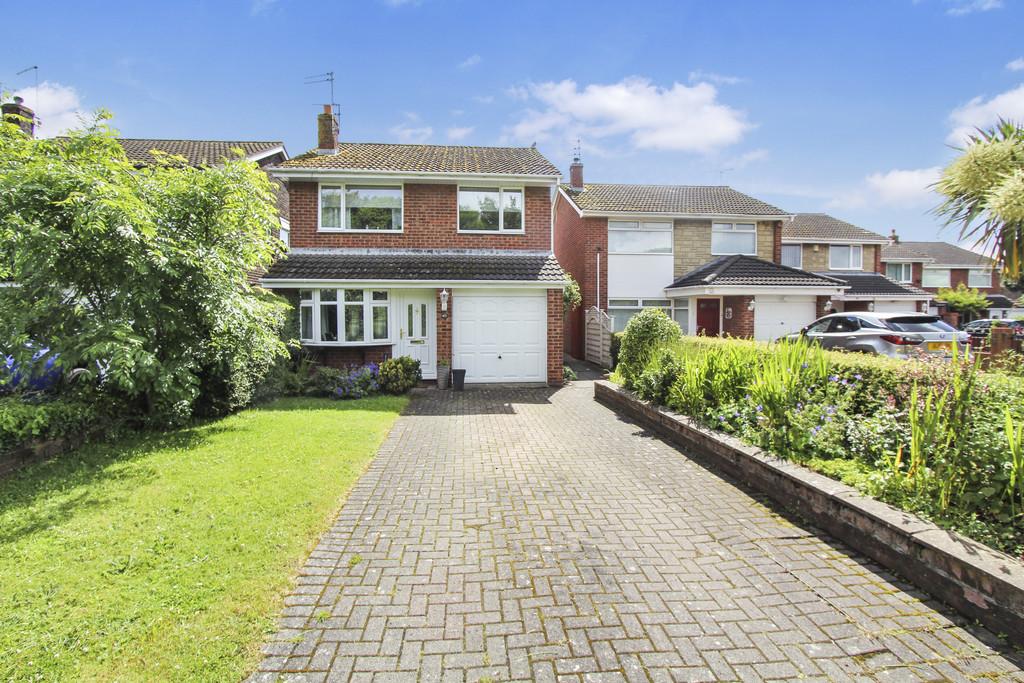 Off Smithy Lane, Wrexham 4 bed detached house - £284,950