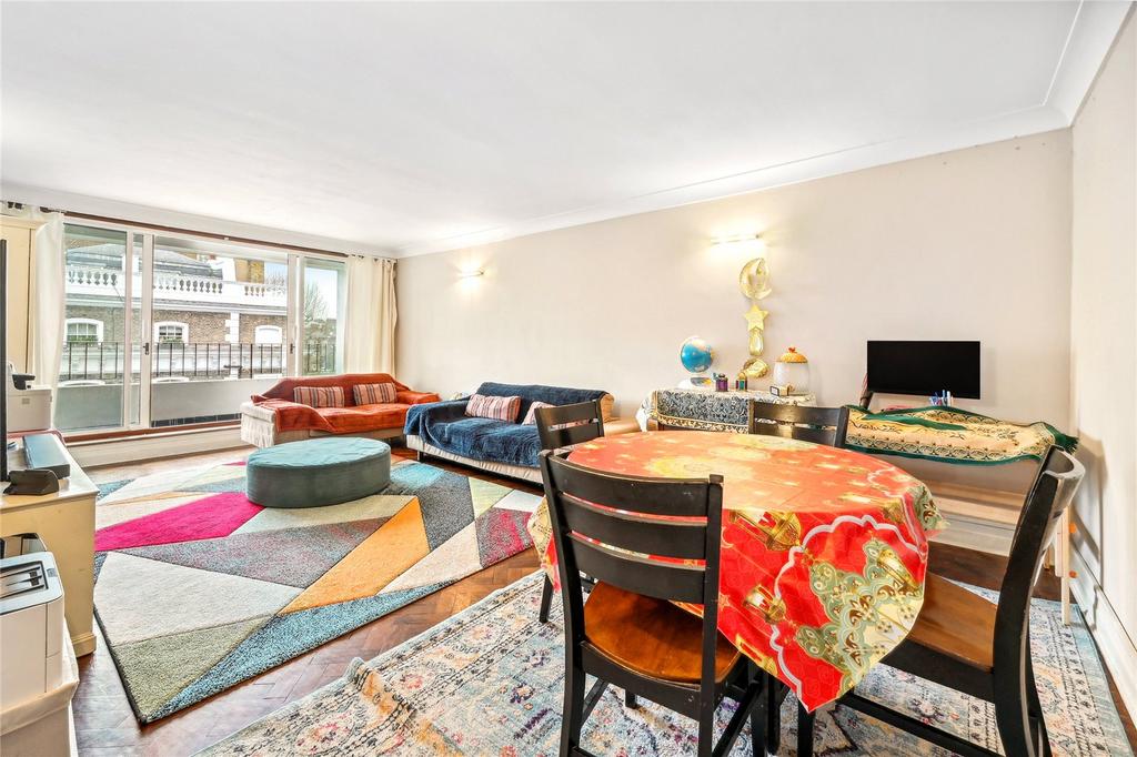 Onslow Square, London, SW7 2 bed apartment for sale - £1,495,000