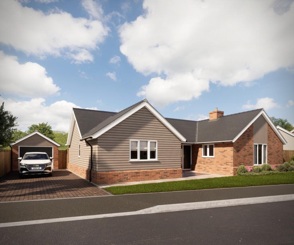 Chelmondiston, Ipswich 3 bed detached bungalow - £550,000