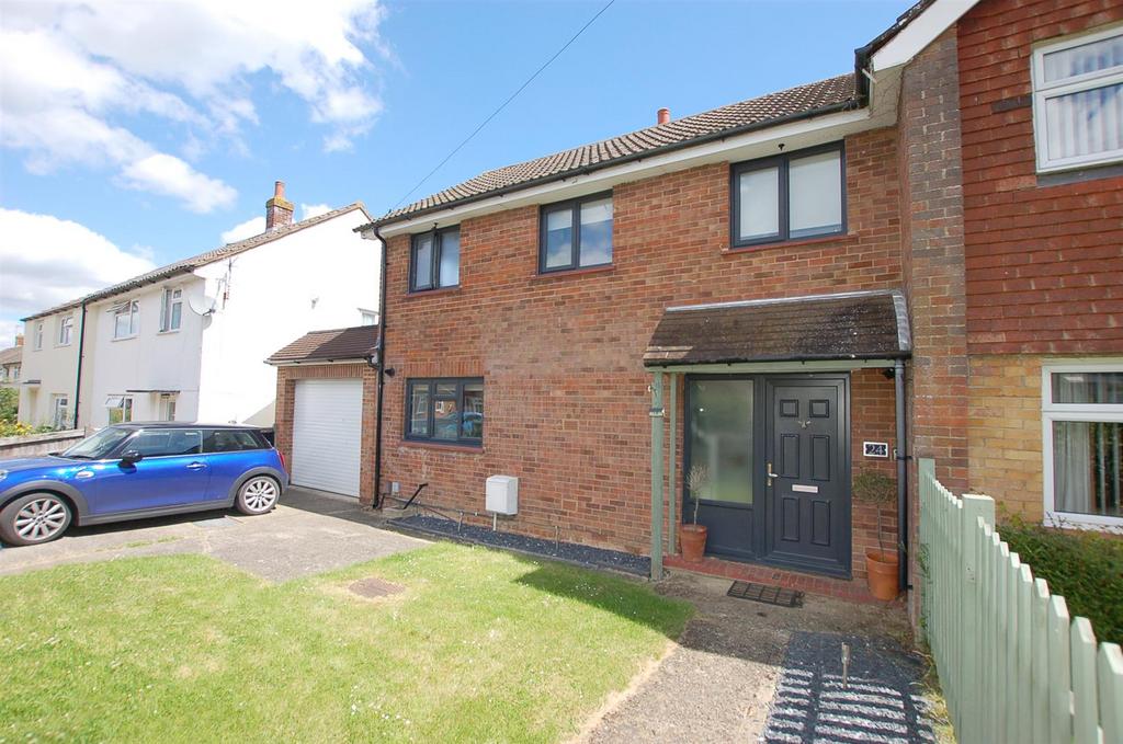 Greenfrith Drive, Tonbridge 3 bed semi-detached house for sale - £440,000
