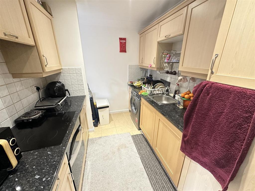 Rochdale Road, Manchester 2 bed apartment for sale - £115,000