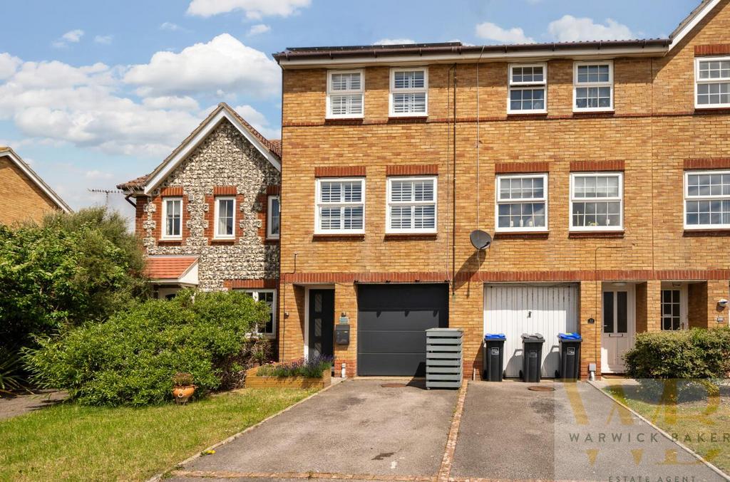 Harbour Way, Shoreham-By-Sea 3 bed house - £455,000