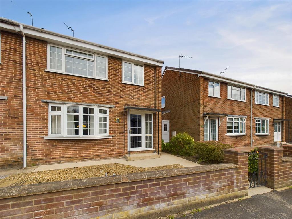 7a Welham Road, Norton, Malton, North... 3 bed semi-detached house - £ ...