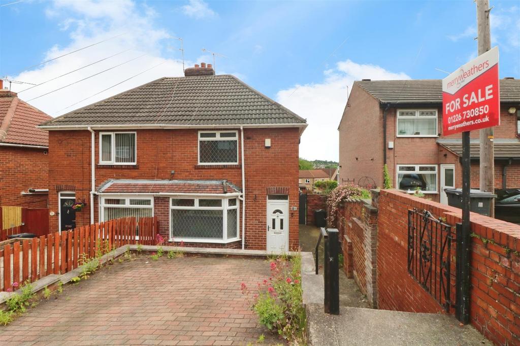 Bridge Gardens, Barnsley 2 bed semi-detached house - £120,000