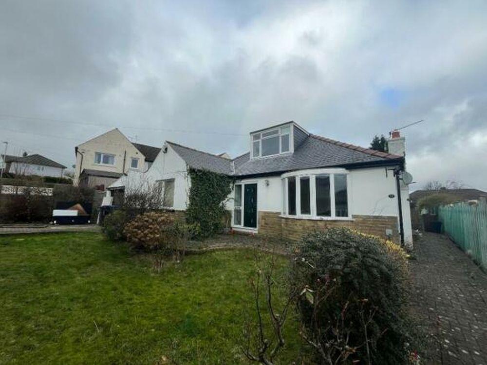 Springfield Road, Baildon 4 bed detached house - £310,000