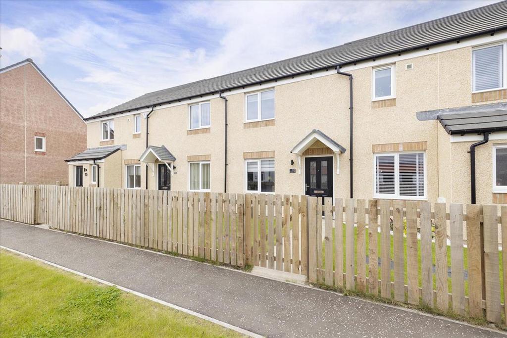 93 Craighall Drive, Musselburgh, EH21 2 bed terraced house - £220,000
