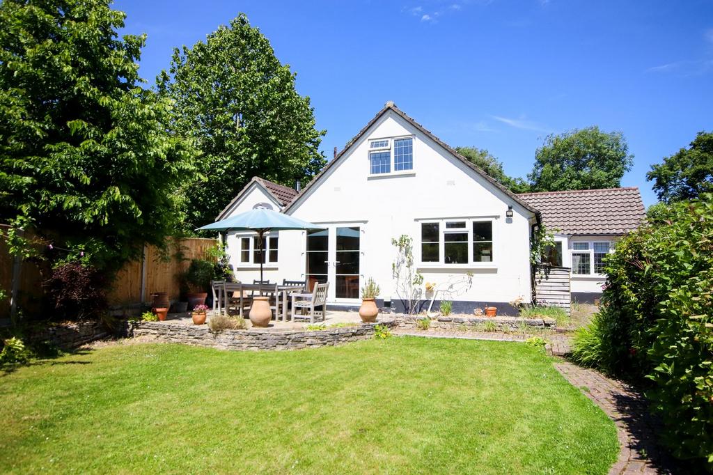 May Avenue, Lymington, SO41 4 bed detached house - £725,000