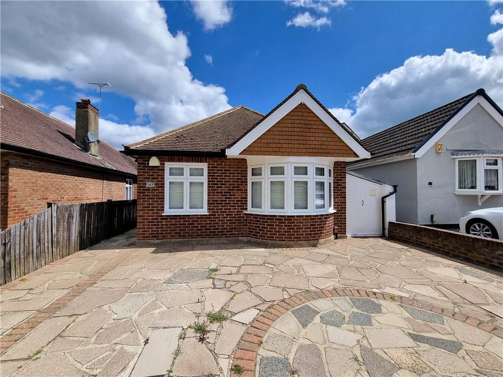 Warren Road, Chelsfield, Kent, BR6 2 bed bungalow for sale - £500,000