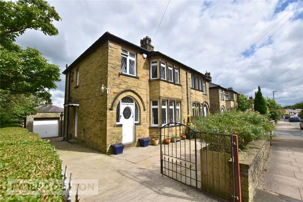 Arden Road, Halifax, West Yorkshire, HX1 3 bed semi-detached house - £ ...