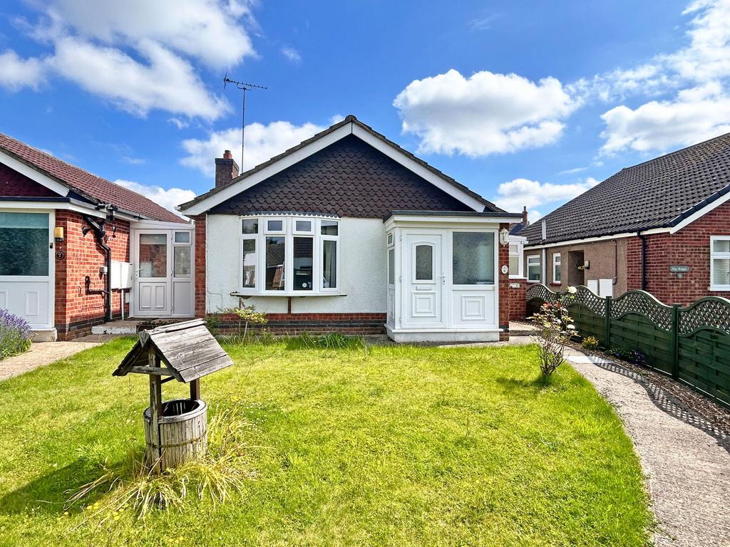 Gayhurst Close, Moulton, NN3 7LQ 2 bed detached bungalow - £235,000