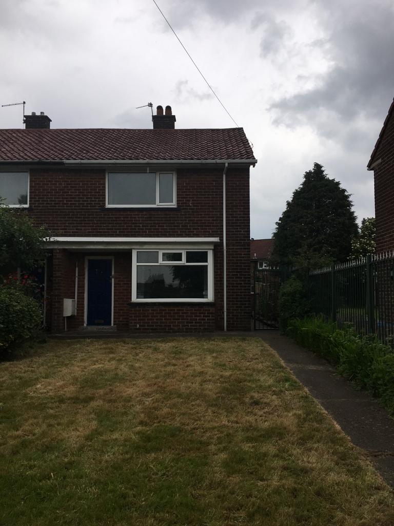 Eastham Way, M38 9PY 2 bed semi-detached house for sale - £160,000