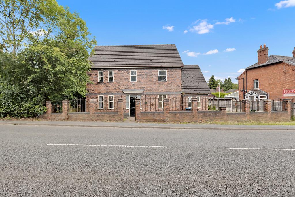 Runcorn Road, Barnton, Northwich 5 bed detached house for sale - £350,000