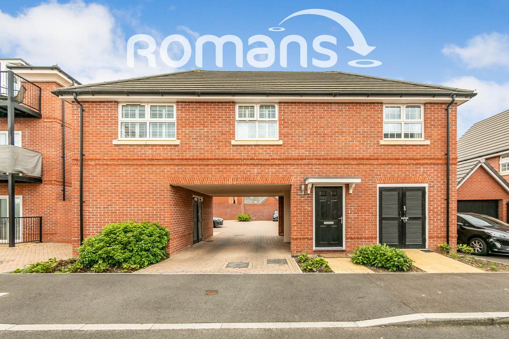 Coronation Drive, Three Mile Cross 2 bed property - £1,500 pcm (£346 pw)