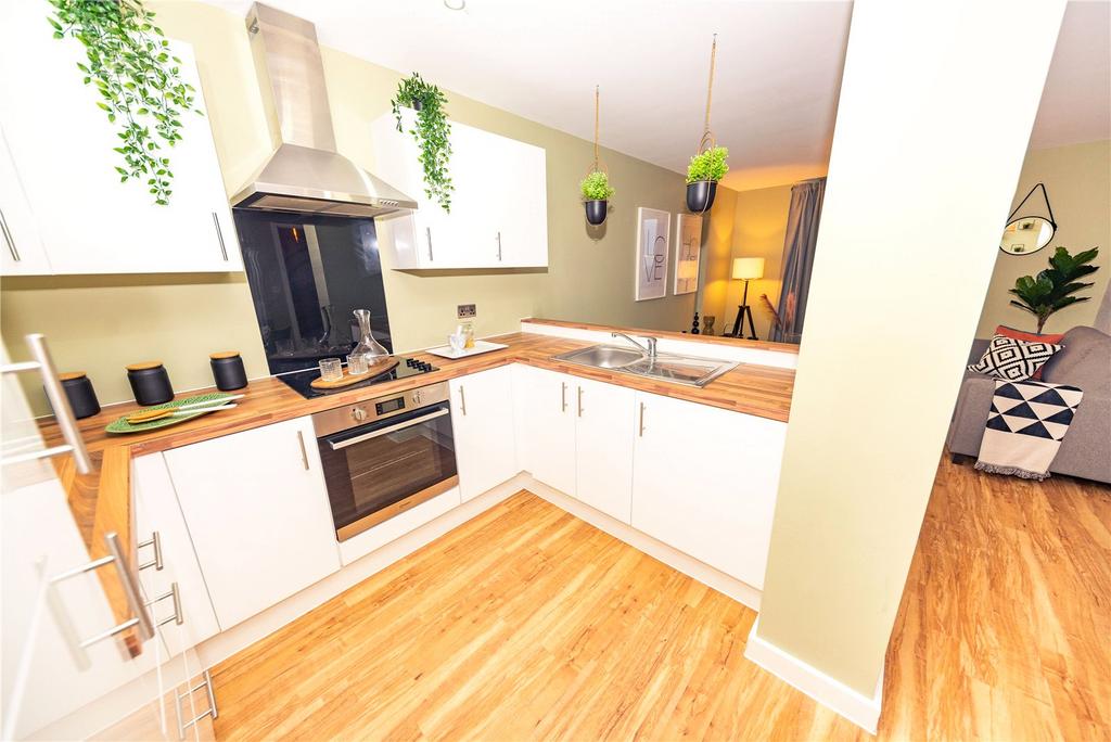 Media City, Michigan Point Tower B... 3 bed flat - £1,800 pcm (£415 pw)