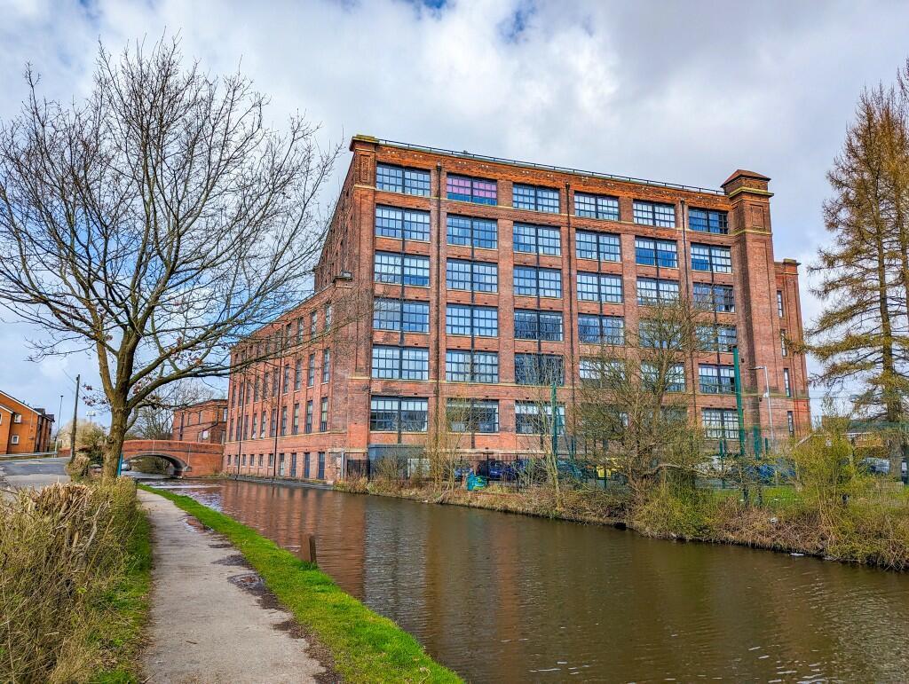 Mather House, Mather Lane, Leigh 2 bed flat for sale - £179,950