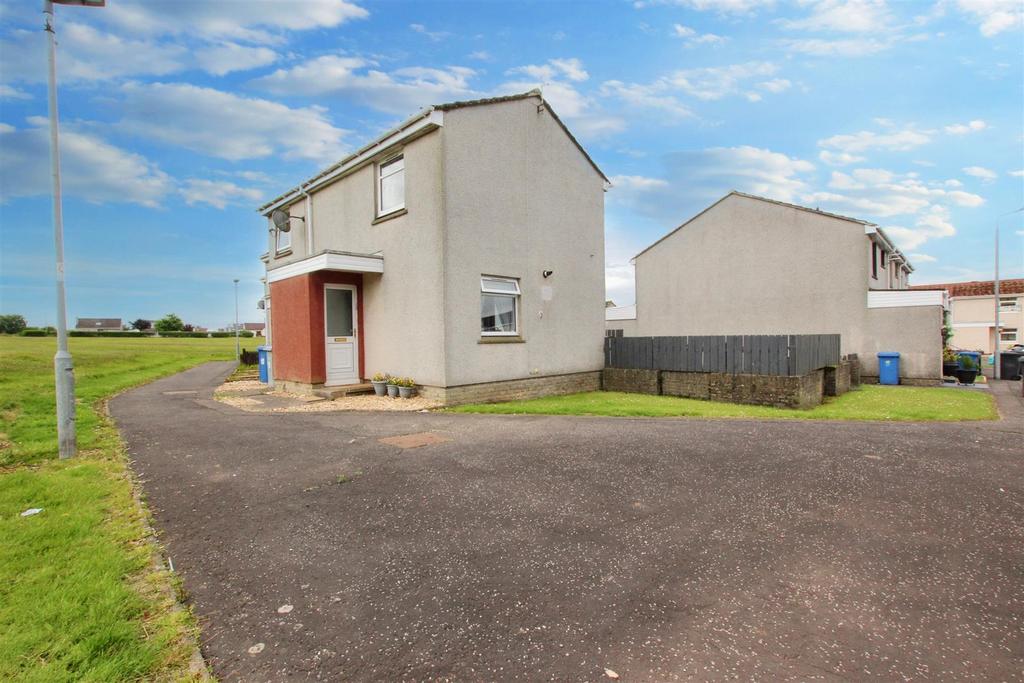 Gair Crescent, Carluke 2 bed end of terrace house - £84,995