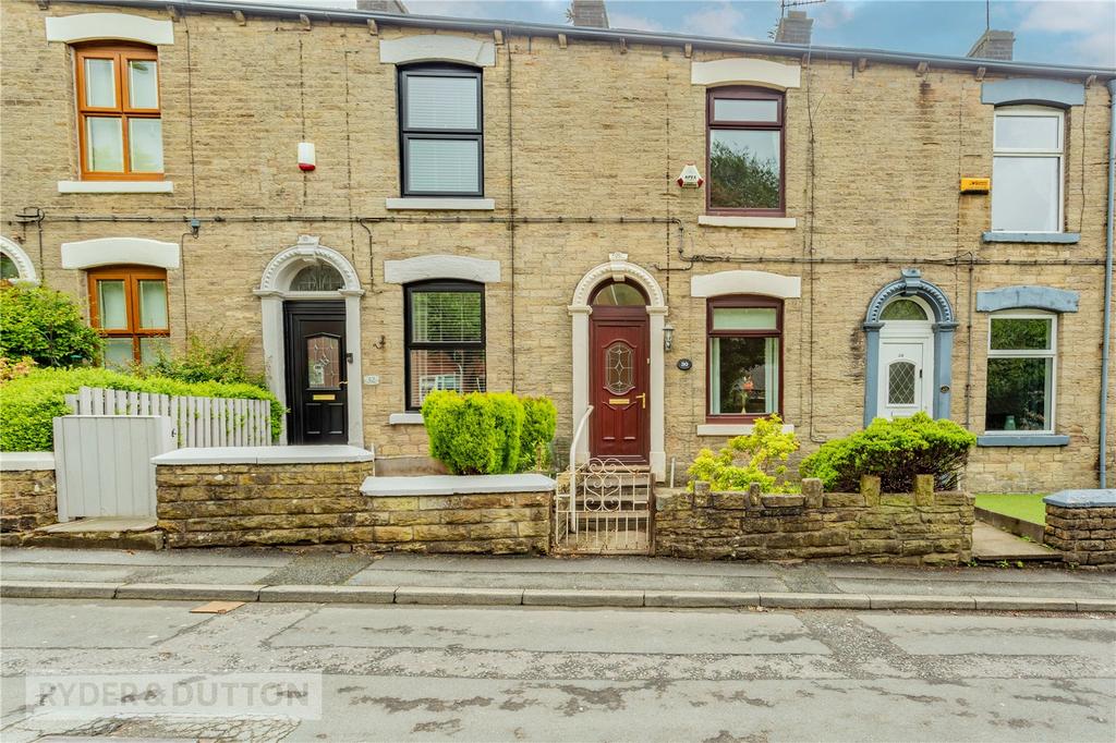 Cooper Street, Springhead... 2 bed terraced house - £170,000