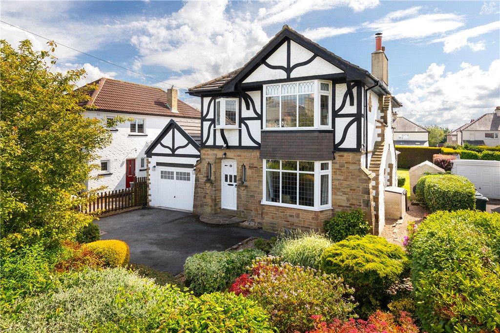 Greencliffe Avenue, Baildon, BD17 3 bed detached house - £587,950