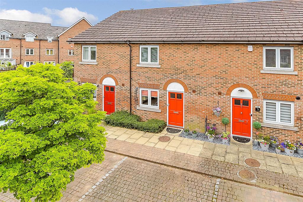 The Rushes, Larkfield, Kent 2 bed terraced house - £319,000