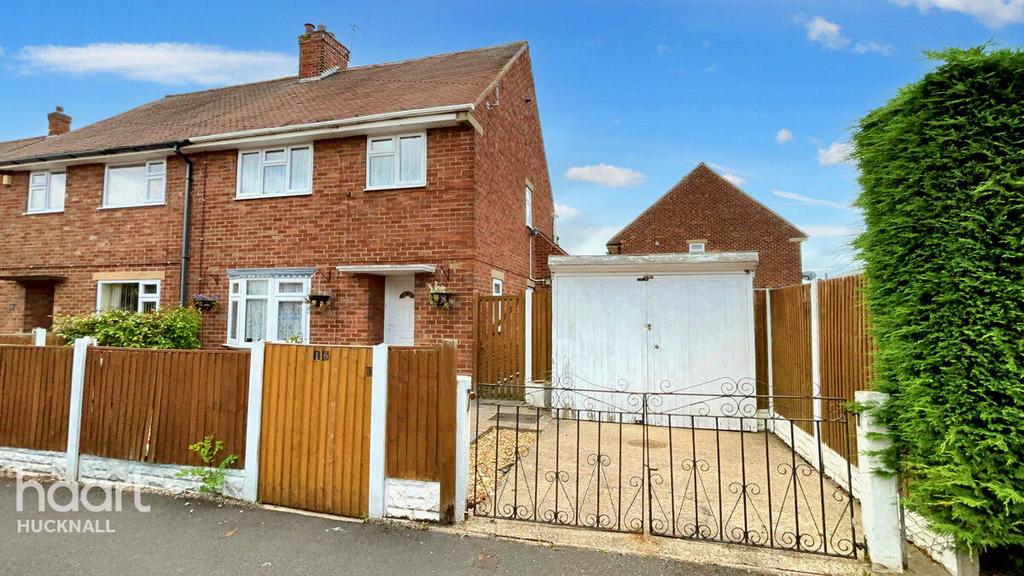 Meadow Close, Nottingham 3 bed semi-detached house for sale - £170,000
