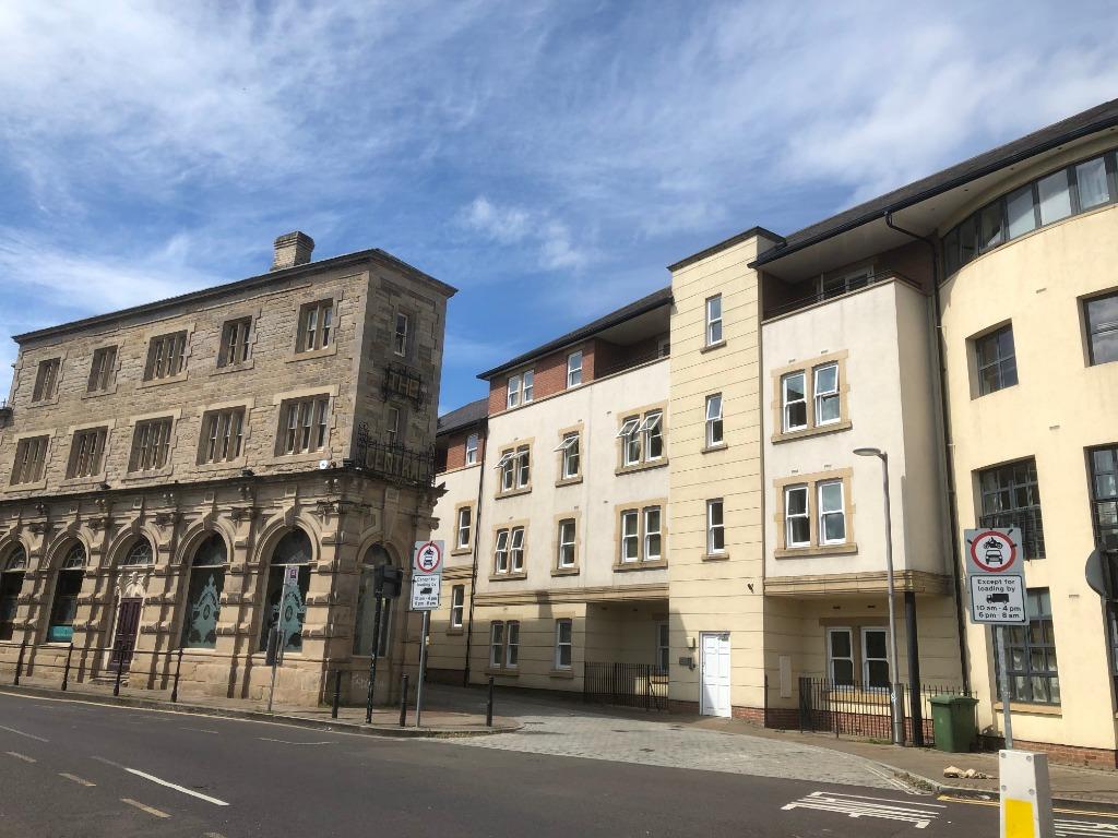 Curzon Place, Gateshead, NE8 2 bed flat to rent - £995 pcm (£230 pw)