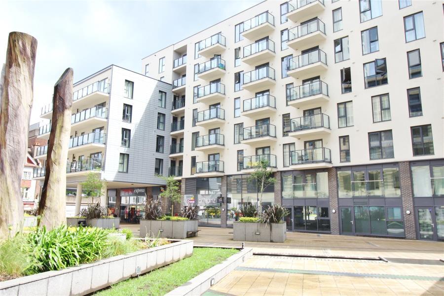 Cardinal Place, Woking GU22 Studio - £1,150 pcm (£265 pw)
