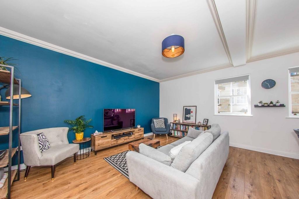 Hanover Square, Leeds, West... 2 bed flat - £1,275 pcm (£294 pw)