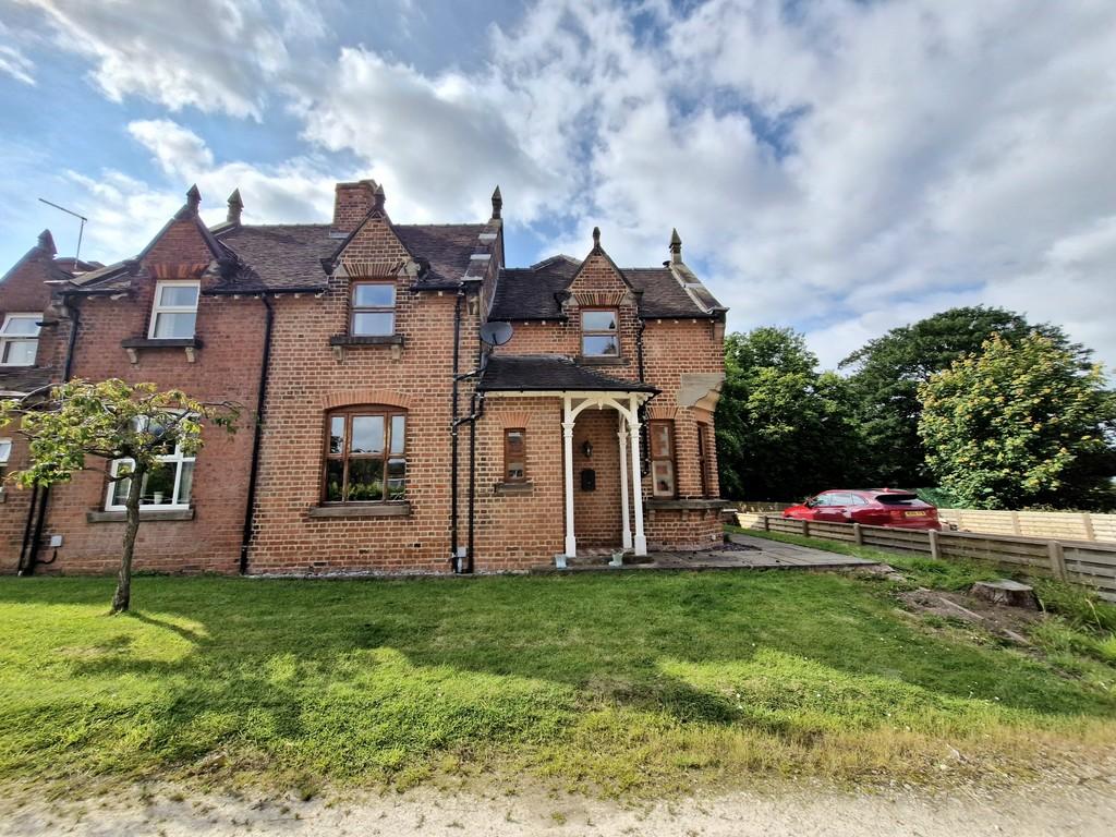 Fox Lane, Elmhurst, Lichfield 3 bed semi-detached house - £1,800 pcm (£ ...
