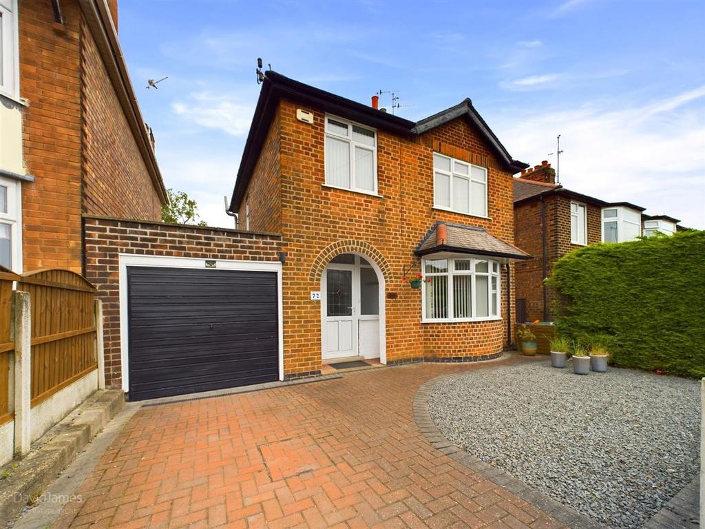 Cliff Road, Nottingham NG4 3 bed detached house - £275,000